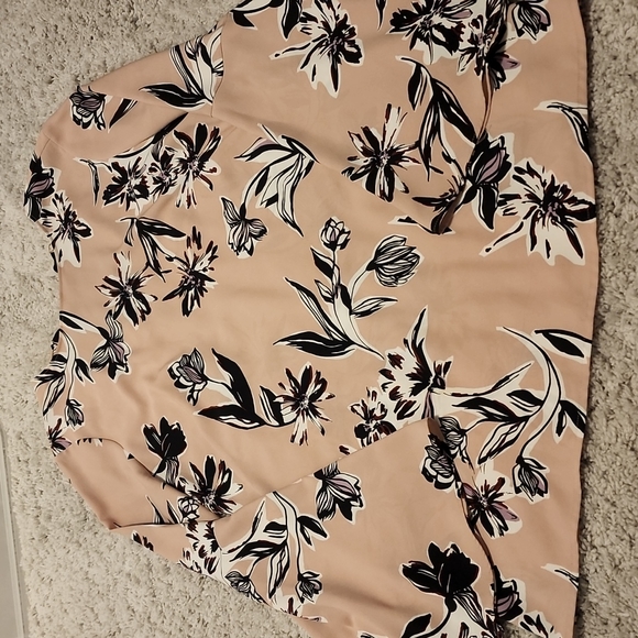 Halogen | Tops | Halogen Floral Blouse | Poshmark